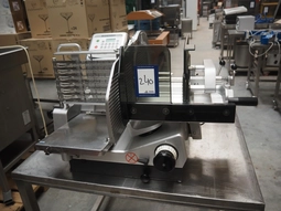 Slicers - Catering equipment - Online auction food processing machinery ...