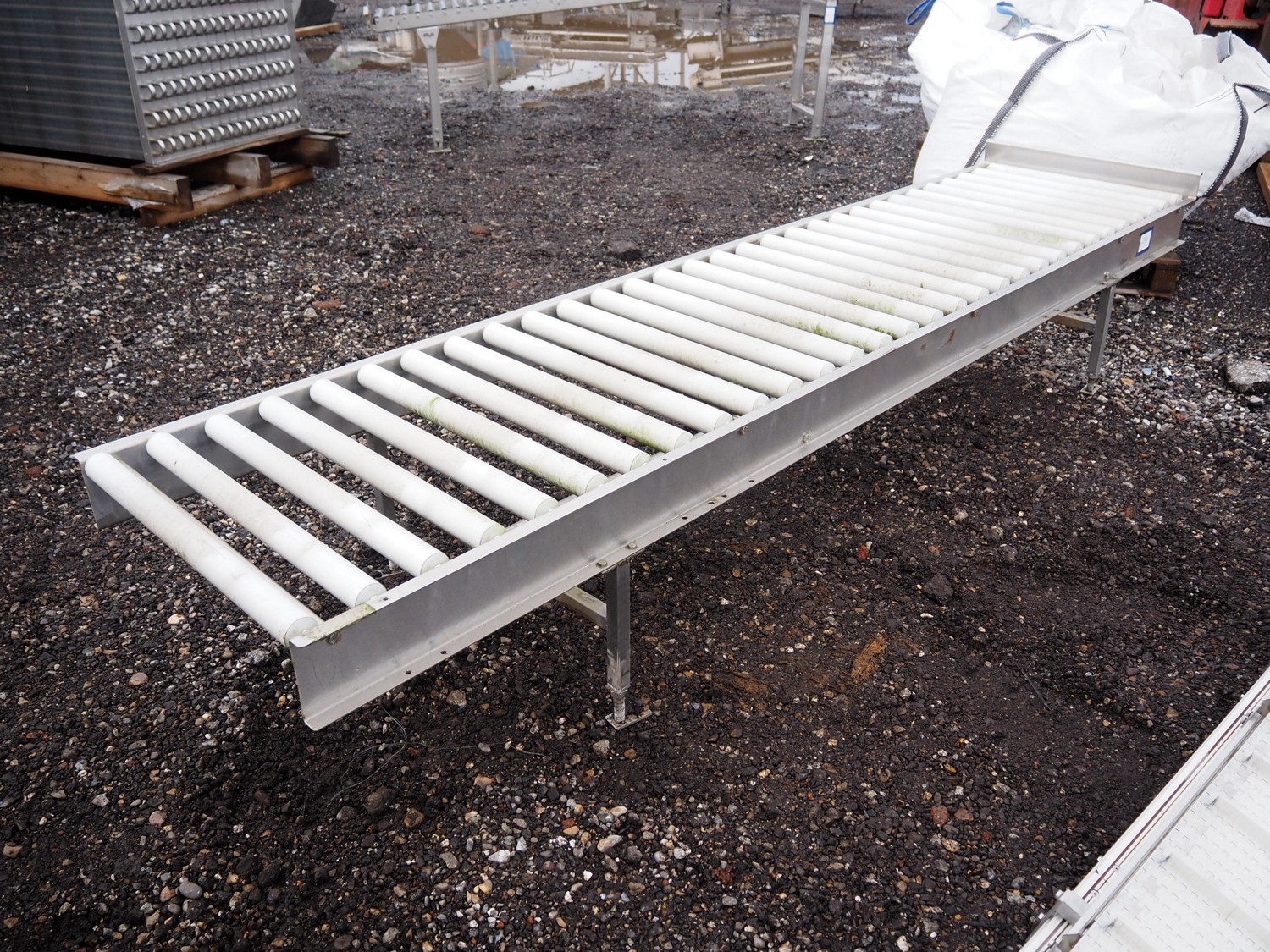 NN roller conveyor - Roller conveyor - Transport belts - Online auction machinery for the food ...