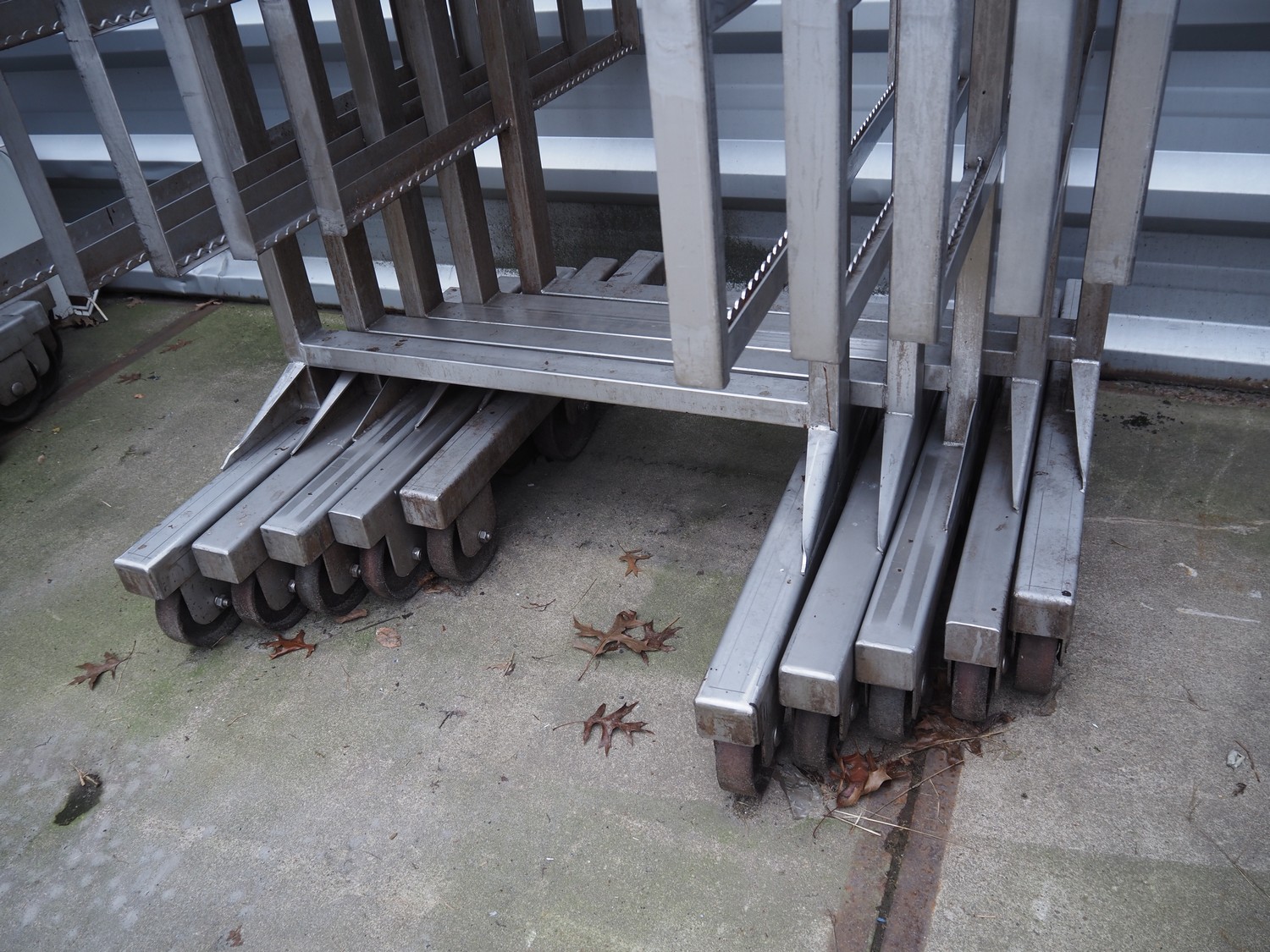 NN smoke trolleys - Smoke trolleys - Food processing - Online auction ...