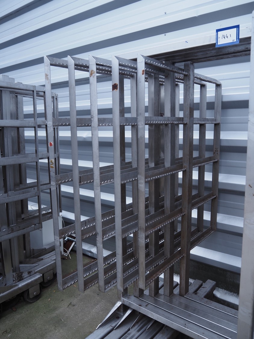 NN smoke trolleys - Smoke trolleys - Food processing - Online auction ...